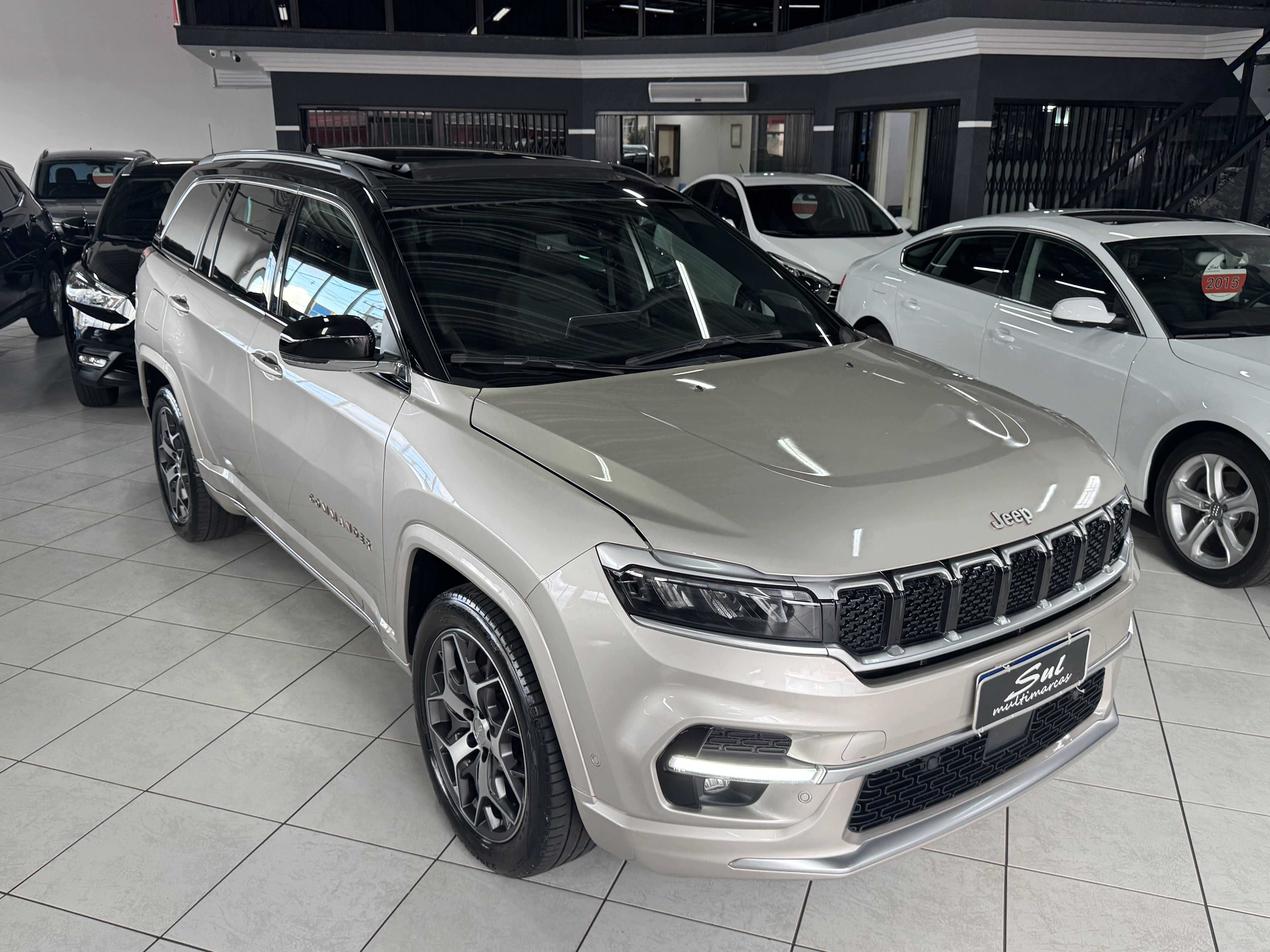 JEEP COMMANDER OVERLAND 1.3 T270 FLEX AT6 – Sul Multimarcas